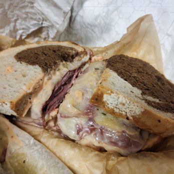 CARSON STREET DELI & CRAFT BEER BAR - Updated December 2024 - 144 ...