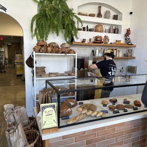 GUSTO BREAD - 433 Photos & 257 Reviews - 2710 E 4th St, Long Beach ...