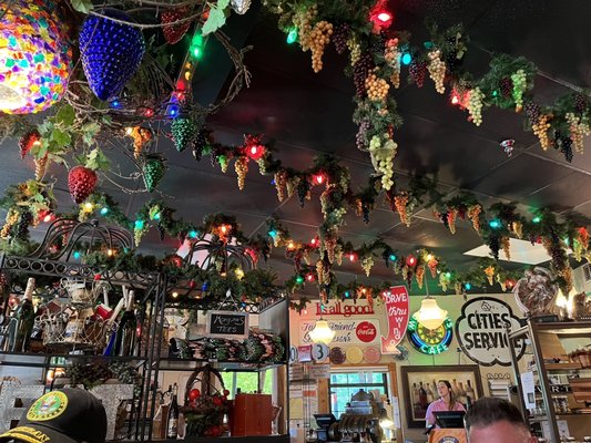 MONJUNIS - Updated December 2025 - 83 Photos & 86 Reviews - 7601 Youree ...