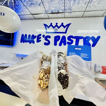 MIKE’S PASTRY - Updated November 2024 - 7889 Photos & 9184 Reviews ...