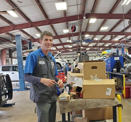 TOMBALL FORD SERVICE CENTER - Updated December 2025 - 18 Photos & 78 ...