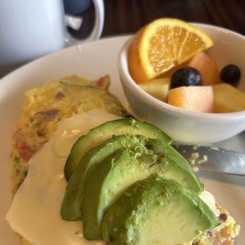 FLIPS PANCAKE HOUSE - Updated January 2025 - 76 Photos & 90 Reviews ...