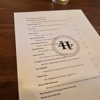 FOUR HUMOURS - Updated September 2024 - 124 Photos & 59 Reviews - 1712 ...