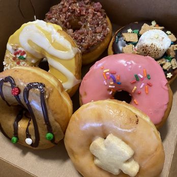 POPOVER - Updated May 2024 - 375 Photos & 192 Reviews - 399 E Kawili St ...