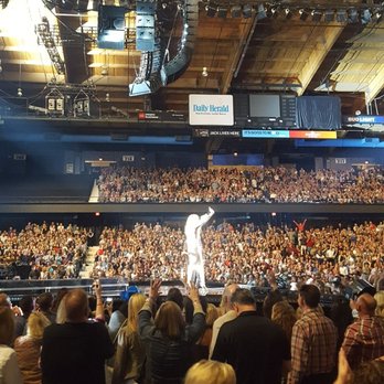 ALLSTATE ARENA - Updated June 2024 - 747 Photos & 387 Reviews - 6920 N ...