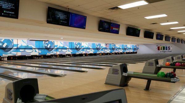 LANES AT COFFEE CREEK - Bowling - 10301 N Owasso Expy, Owasso, OK ...