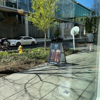 TRÀ VIET COFFEE & TEA - RENTON - Updated July 2024 - 312 Photos & 131 ...