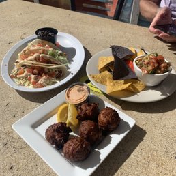 HUNGRY TARPON RESTAURANT - Updated August 2024 - 721 Photos & 598 ...