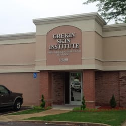 GREKIN SKIN INSTITUTE - WYANDOTTE - 20 Reviews - 1500 Eureka Rd ...