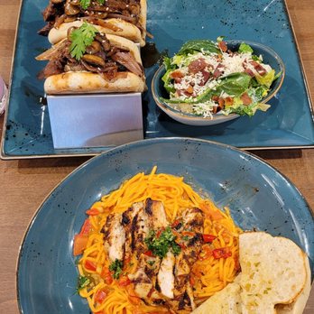 The Best 10 Restaurants near Royalmount in Mont-Royal, QC - Yelp