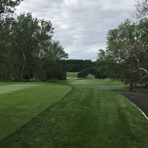 LINFIELD NATIONAL GOLF CLUB - Updated July 2025 - 22 Photos & 50 ...