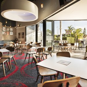 SPRINGWOOD FEAST - Updated December 2025 - Rochdale Rd, Springwood ...