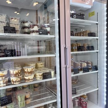 CURBSIDE ON THE RUN - Updated August 2025 - 303 Photos & 229 Reviews ...