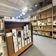 DIGGYPOD - Updated December 2025 - 19 Reviews - 301 Industrial Dr ...