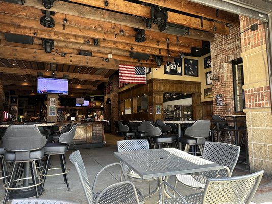 ROCKING R BAR - Updated October 2025 - 52 Photos & 123 Reviews - 211 E ...