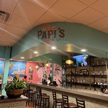 PAPI’S CUBAN & CARIBBEAN GRILL - Updated August 2025 - 332 Photos & 498 ...