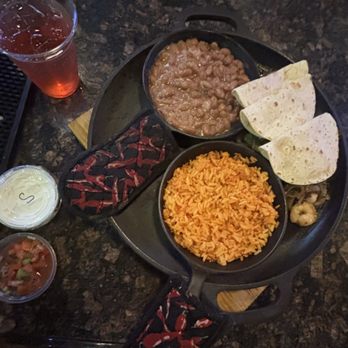 CAST IRON CHEF PIZZA & BAR - Updated December 2025 - 29 Photos & 33 ...