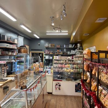 CARAMEL CORN - Updated January 2026 - 33 Photos & 12 Reviews - 144 E ...