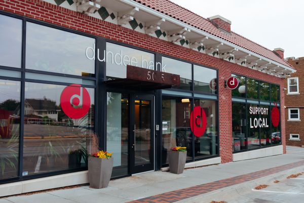 DUNDEE BANK - Updated December 2025 - 10 Reviews - 5015 Underwood Ave ...