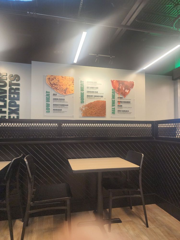 WINGSTOP - Updated November 2025 - 6333 E Mockingbird Ln, Dallas, Texas ...