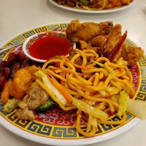 SHERMAN’S BUFFET #5 - 11 Photos & 11 Reviews - 5620 N Pershing Ave ...