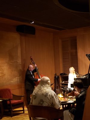LEWERS LOUNGE - 250 Photos & 244 Reviews - 2199 Kalia Rd, Honolulu ...