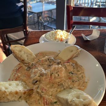 CARSON’S CREEKSIDE RESTAURANT AND LOUNGE - Updated January 2025 - 222 ...