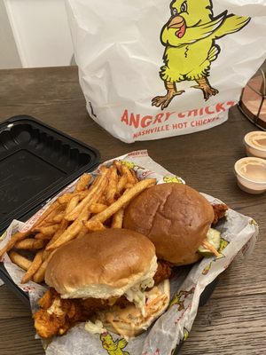 ANGRY CHICKZ - Updated October 2025 - 98 Photos & 171 Reviews - 5442 ...