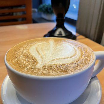 UN MUNDO CAFE - Updated December 2025 - 90 Photos & 83 Reviews - 117 S ...