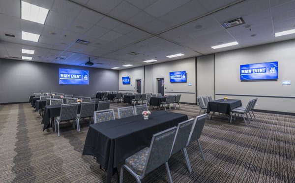 MAIN EVENT LUBBOCK - Updated December 2025 - 52 Photos & 74 Reviews ...