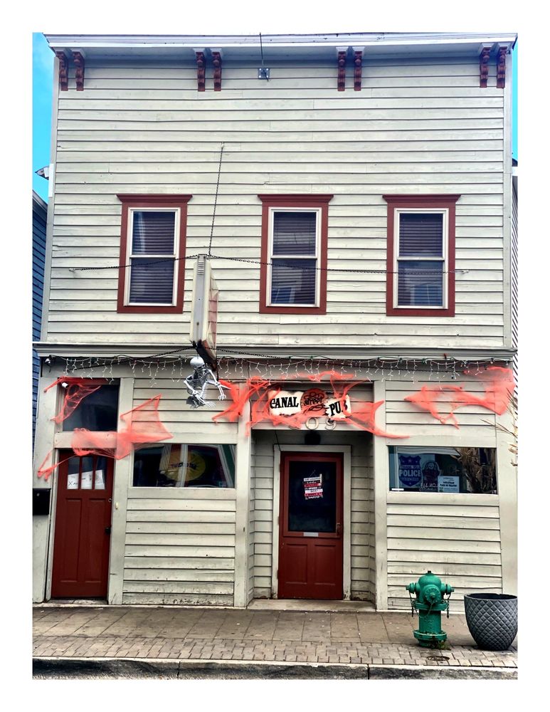 CANAL STREET PUB - Updated October 2025 - 11 Photos & 13 Reviews - 309 ...