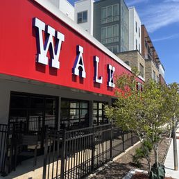 WALK-ON’S SPORTS BISTREAUX - CLEMSON RESTAURANT - Updated October 2025 ...