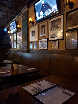 MORTIMER’S CAFE AND PUB - 107 Photos & 210 Reviews - 210 E Trade St ...