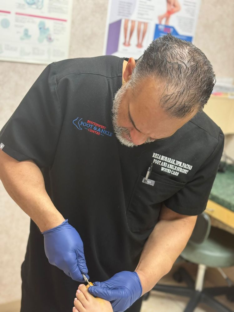 SOUTHWEST FOOT AND ANKLE CENTER - Updated August 2025 - 64 Photos - 502 ...