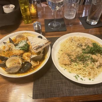 MILANO’S ON MAIN HYANNIS - Updated December 2025 - 13 Photos & 18 ...