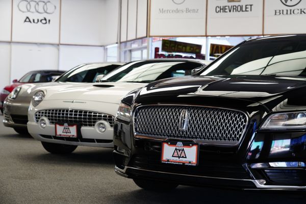 GRAND VALLEY AUTO LAKEWOOD - Updated December 2025 - 16 Photos & 33 ...