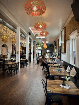 MERIDIAN - Updated January 2026 - 84 Photos & 53 Reviews - 200 Main St ...