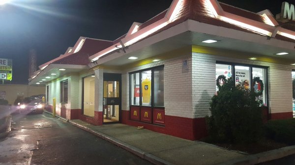 MCDONALD’S - 12 Photos & 20 Reviews - 2501-13 W Franklin St, Baltimore ...