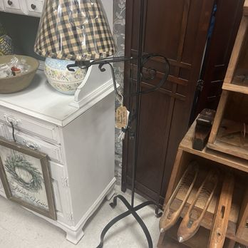 THE ECLECTIC CHIC - Updated December 2025 - 48 Photos & 14 Reviews ...