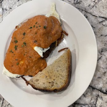 THE DANDY LION - Updated July 2024 - 231 Photos & 178 Reviews - 111 S ...