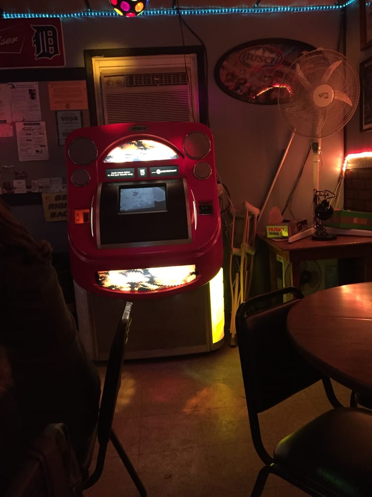 NORTH STAR TAVERN - 102 S Main St, Ithaca, Michigan - Bars - Phone ...