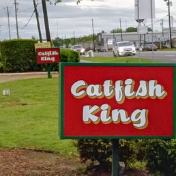 CATFISH KING RESTAURANT OF PARIS - Updated September 2025 - 33 Photos ...