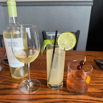 GRACKLE - Updated May 2025 - 91 Photos & 48 Reviews - 11852 Elm Creek ...