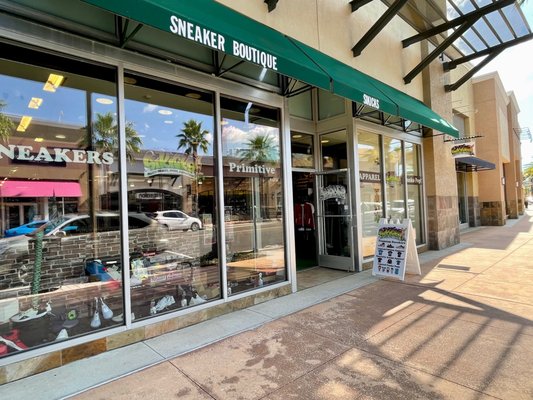 SIKICKS & COLLECTIBLES - Updated September 2025 - 18 Photos - 28330 ...