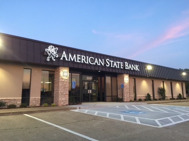 AMERICAN STATE BANK - TEMP. CLOSED - Updated June 2024 - 2501 S Main St ...