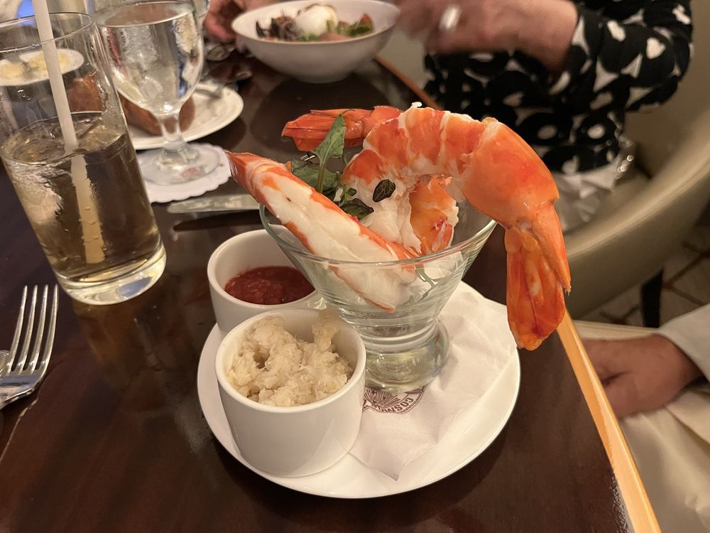 COSMOS CLUB - Updated November 2025 - 64 Photos & 57 Reviews - 2121 ...