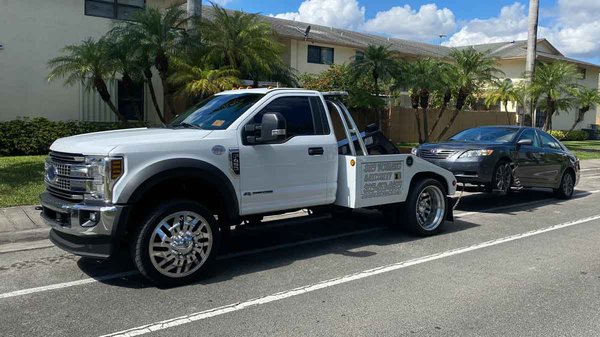 365 TOWING & RECOVERY - Updated July 2025 - 12 Photos - Miami, Florida ...
