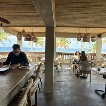 SAMA BISTRO - Updated October 2025 - 14 Photos & 13 Reviews - Ocean ...