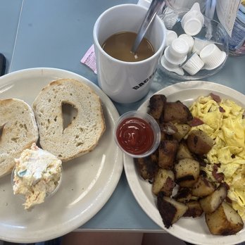 BAGELICIOUS - Updated October 2025 - 123 Photos & 281 Reviews - 1255 ...