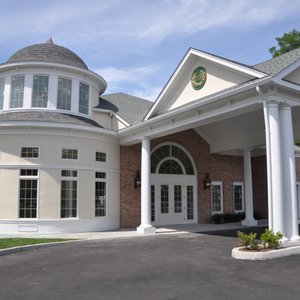 MOLONEY’S LAKE FUNERAL HOME & CREMATION CENTER - Updated June 2025 - 17 ...